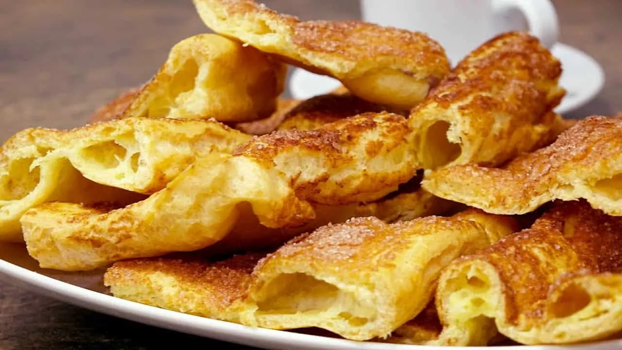 Perfektný rýchly recept na sladké raňajky ku kávičke len zo základných ...