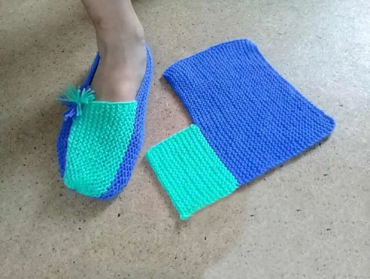 Jednoduchý návod na pletené papuče hotové za pár hodín: Tieto papučky v chladnom počasí vyvážite ...