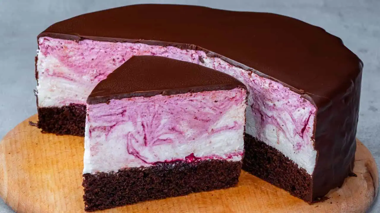 Úžasná RÝCHLA torta, ktorá chutí ako zmrzlina: Dezert, ktorý ktorý ...