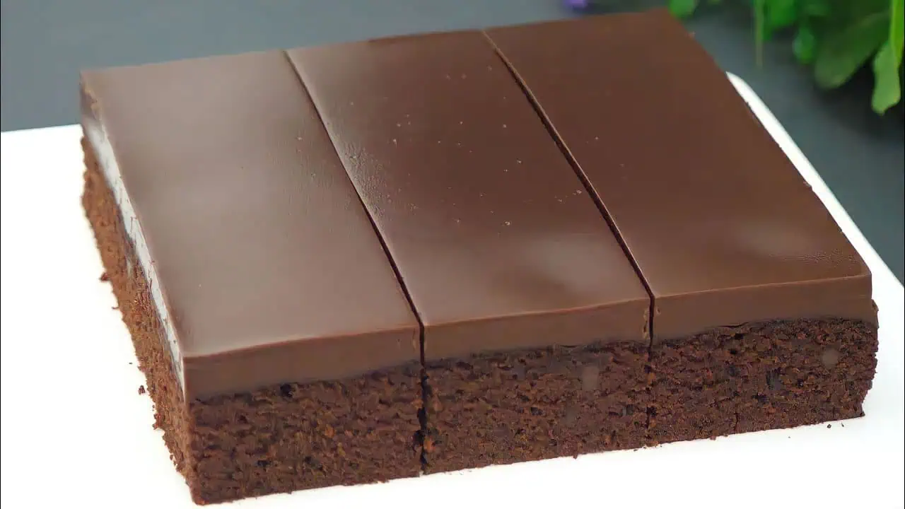 Bez vajec a Bez rúry: KÚZELNÁ čokoládová torta, ktorá je jemná, lahodná ...