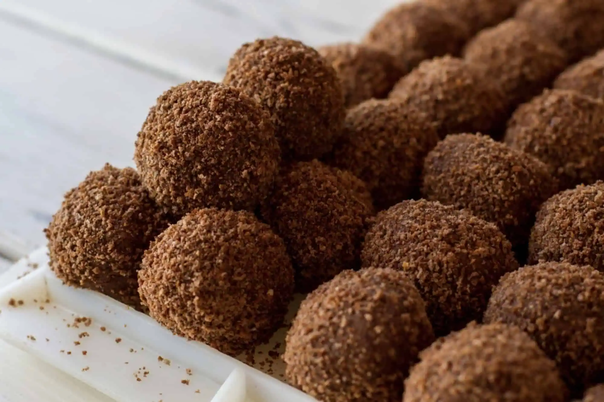 Vynikajúce guličky, ktoré chutia ako Ferrero: Recept na fantastický ...